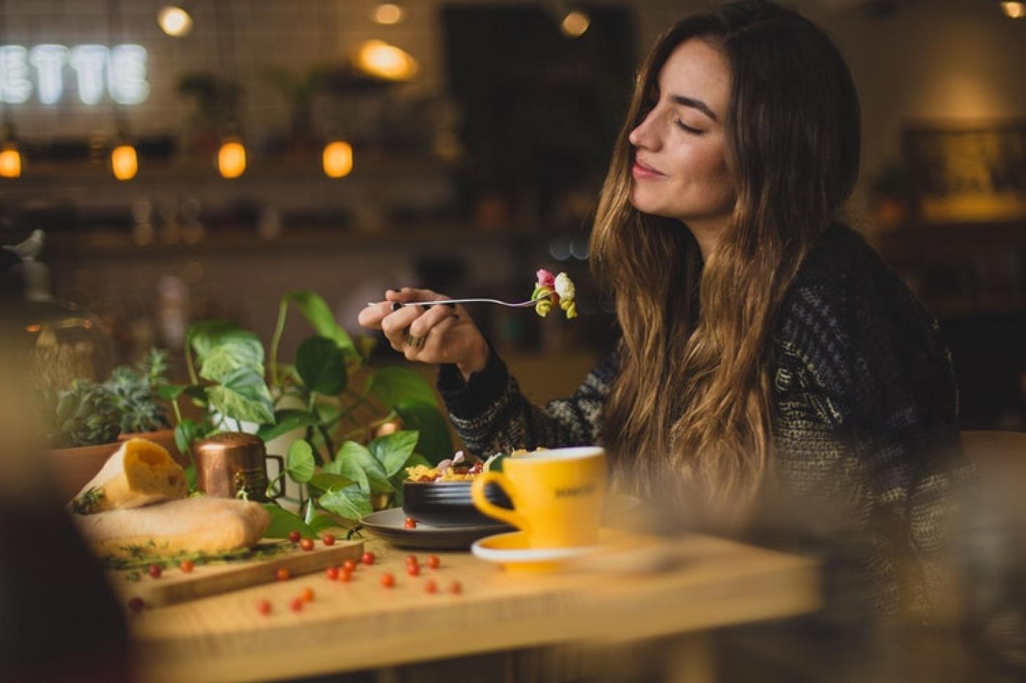 Food : 6 jeunes sur 10 considèrent qu'ils assurent en cuisine