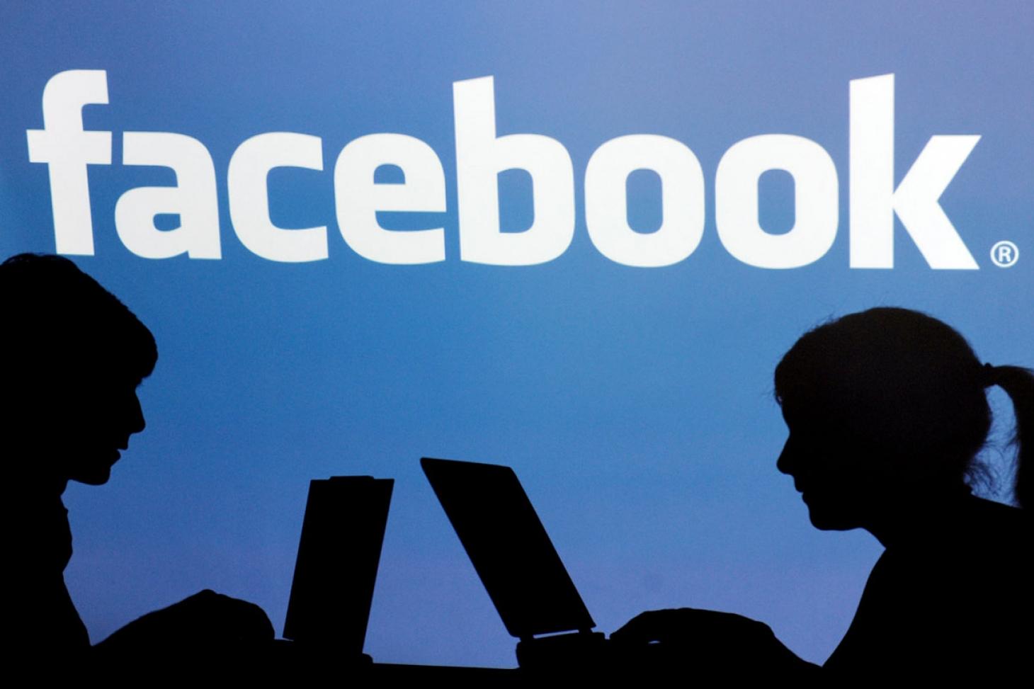 Facebook : Plateforme préférée des 14-34 ans pour communiquer avec les ...